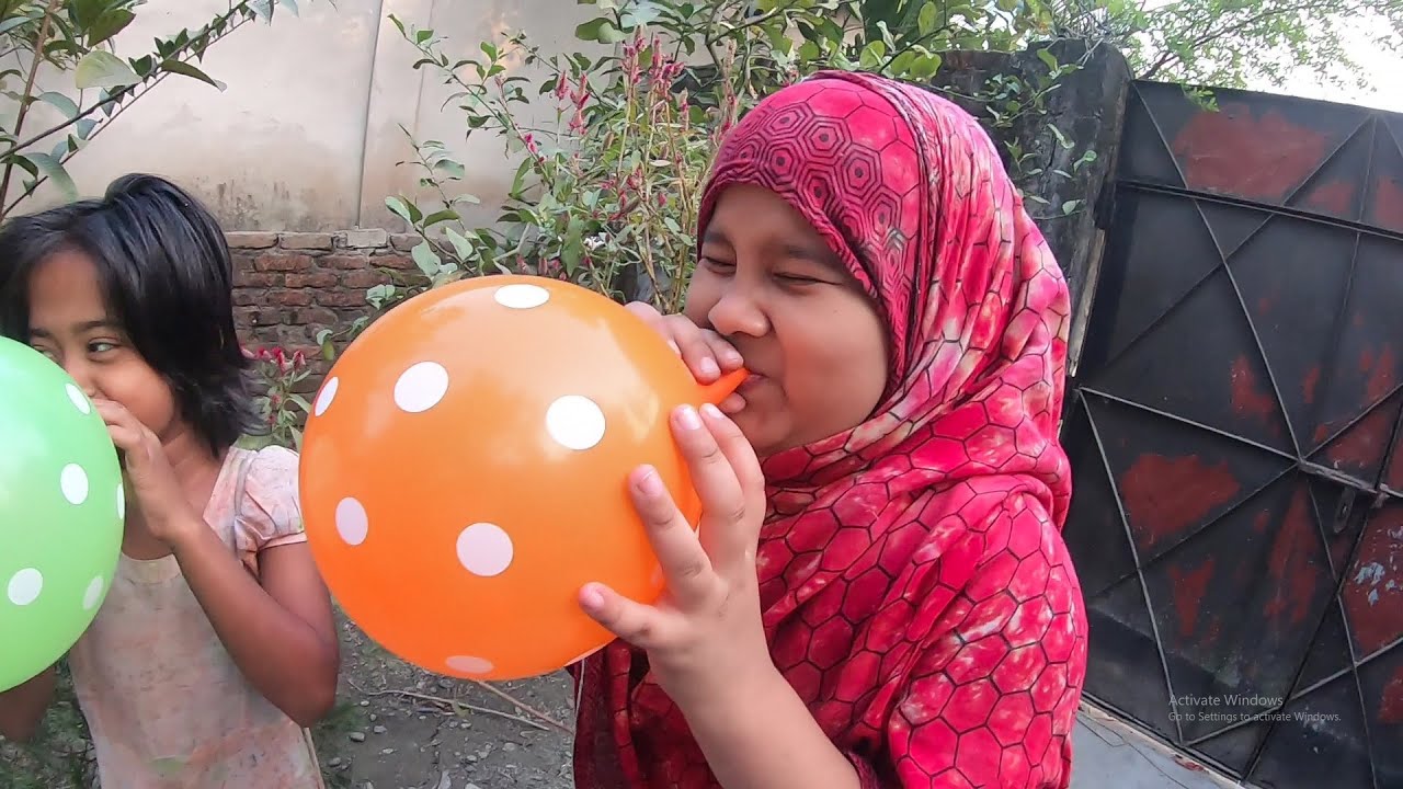 Learn colors with Rocket Balloons | Girl popping balloon Episode 18 ...