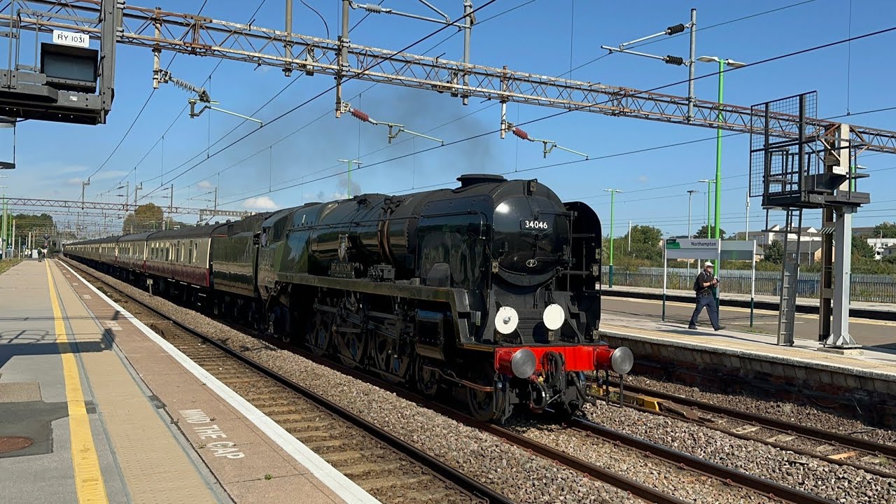 34046 Braunton and 47593 on the back - YouTube