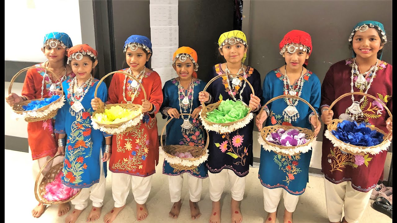 Rouf Dance of Kashmir l NADS Students l IAOK Diwali Night - YouTube