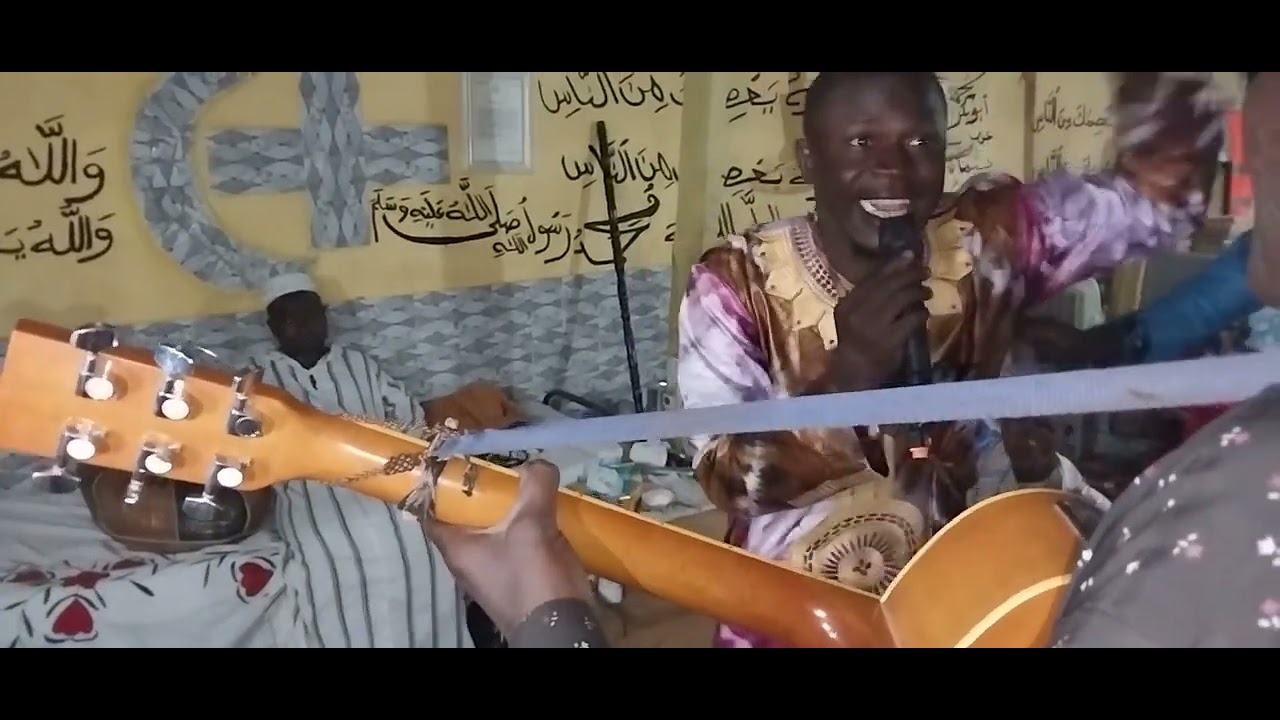 est une vidéo pour Sekou oumar diabaté pour son diatiki laye oumar ...