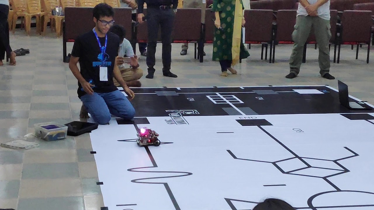 DU RMEian:1st Runners up at line follower Competition MIST robolution ...