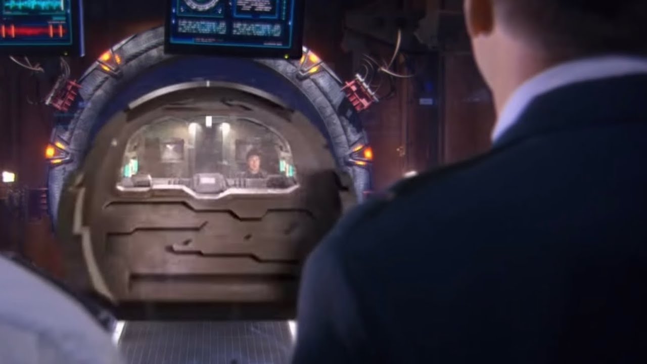 Puddle Jumpers | STARGATE Explained - YouTube