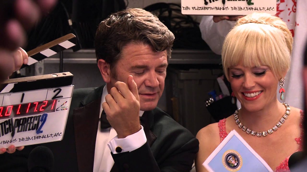 Pitch Perfect 2 - Elizabeth Bank's Directorial Debut - YouTube