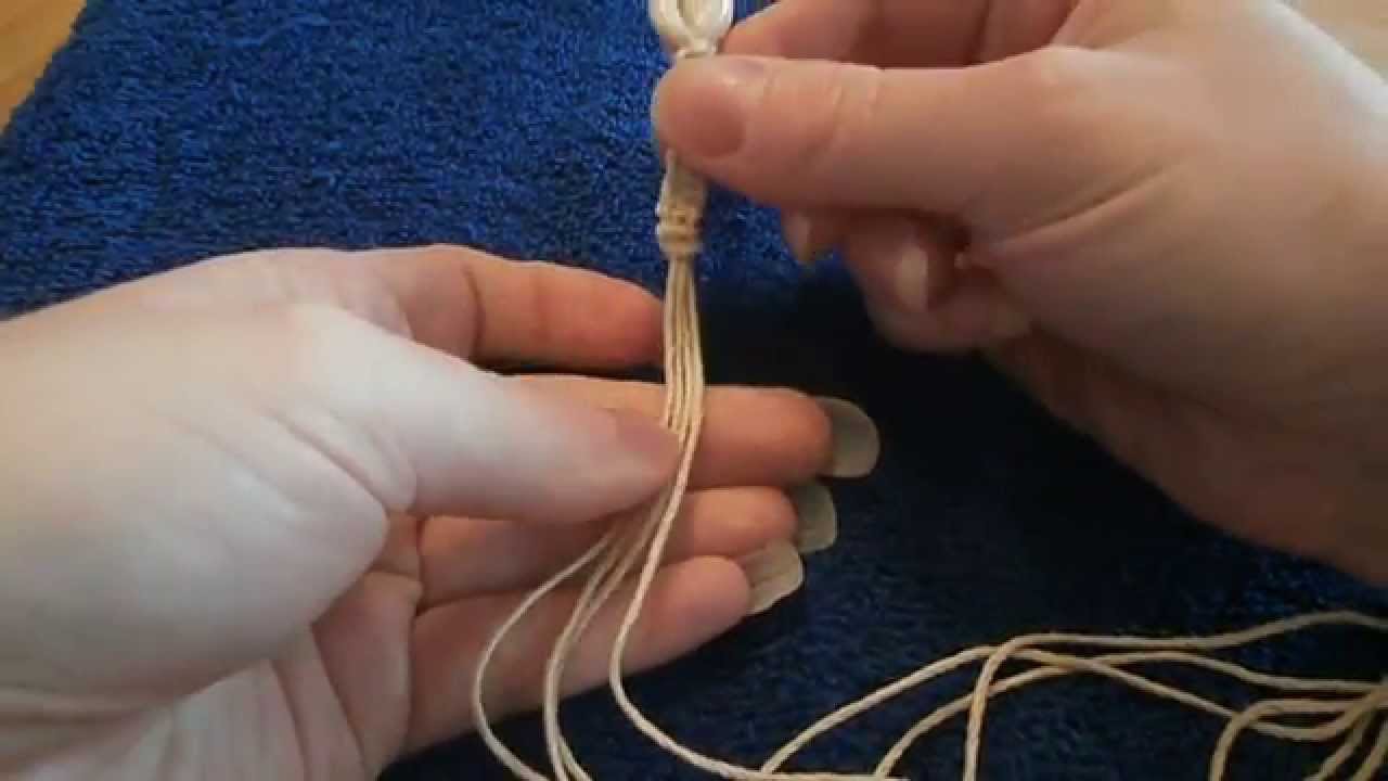 How to Tie an Overhand Knot on Hemp Necklace - YouTube