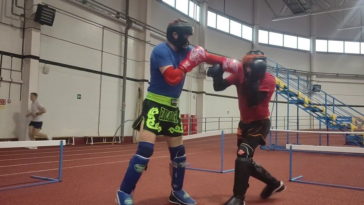 Training timing in boxing sparring 3 rounds - YouTube
