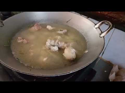 Sup ayam campur umut pisang.(masakan asli orang Iban.)