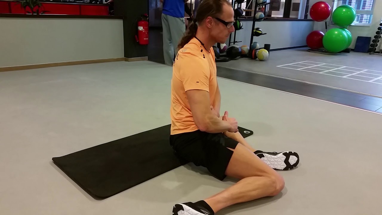 Exercise of the week, 90/90 - YouTube