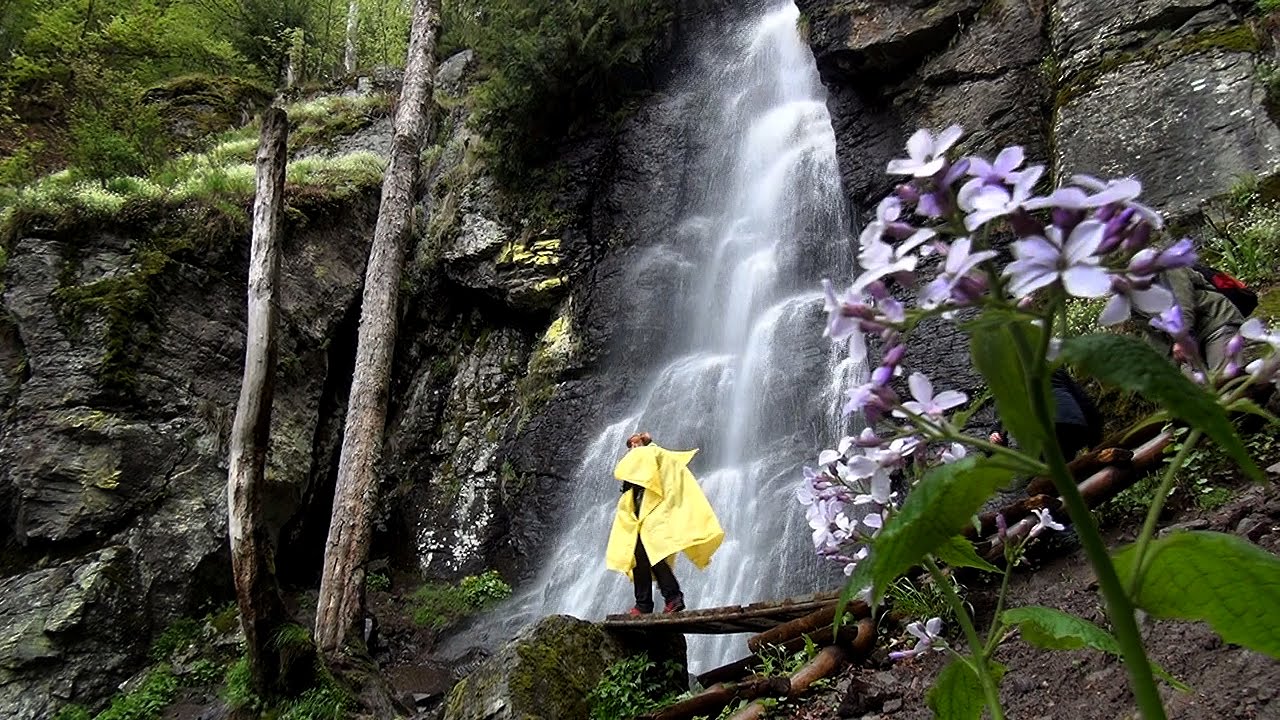 Vodopád Bystrô - YouTube