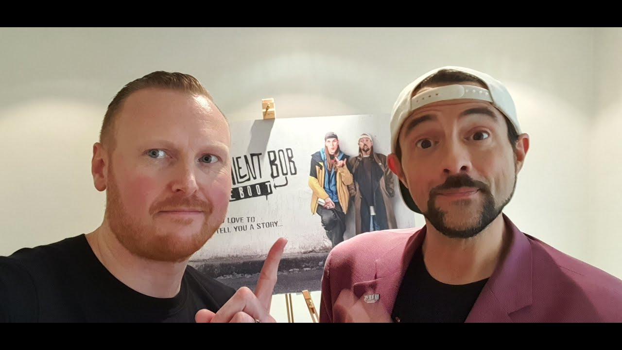 Kevin Smith Interview by Paul Edwards DC World - YouTube