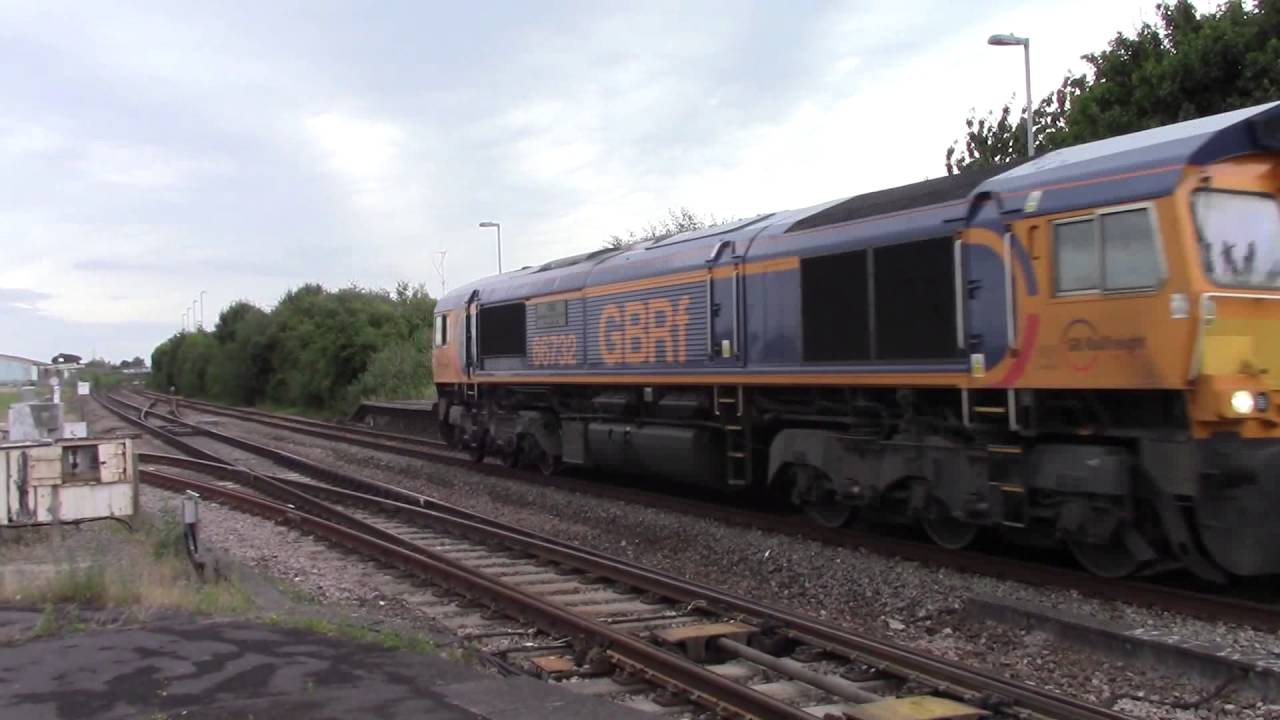 66732 'Torbay Express Thunderbird Loco' at Bridgwater on 10/7/16 - YouTube