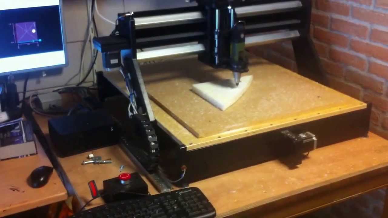 Zenbot 2424 CNC router Nylon milling test 1 - YouTube
