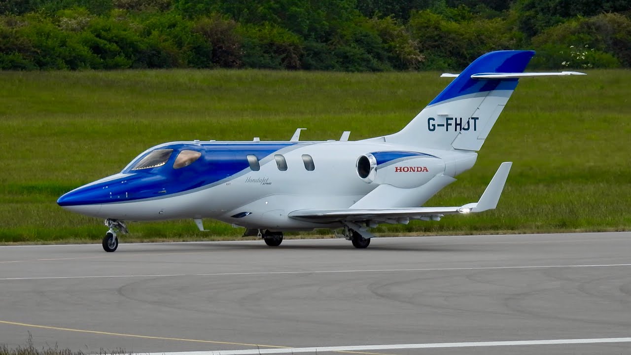 Astrajet Honda HA-420 HondaJet APMG G-FHJT at Cambridge Airport - YouTube