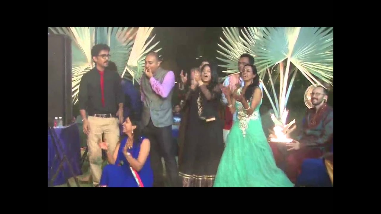 Parikh Parivar dance at Meera Wedding - YouTube