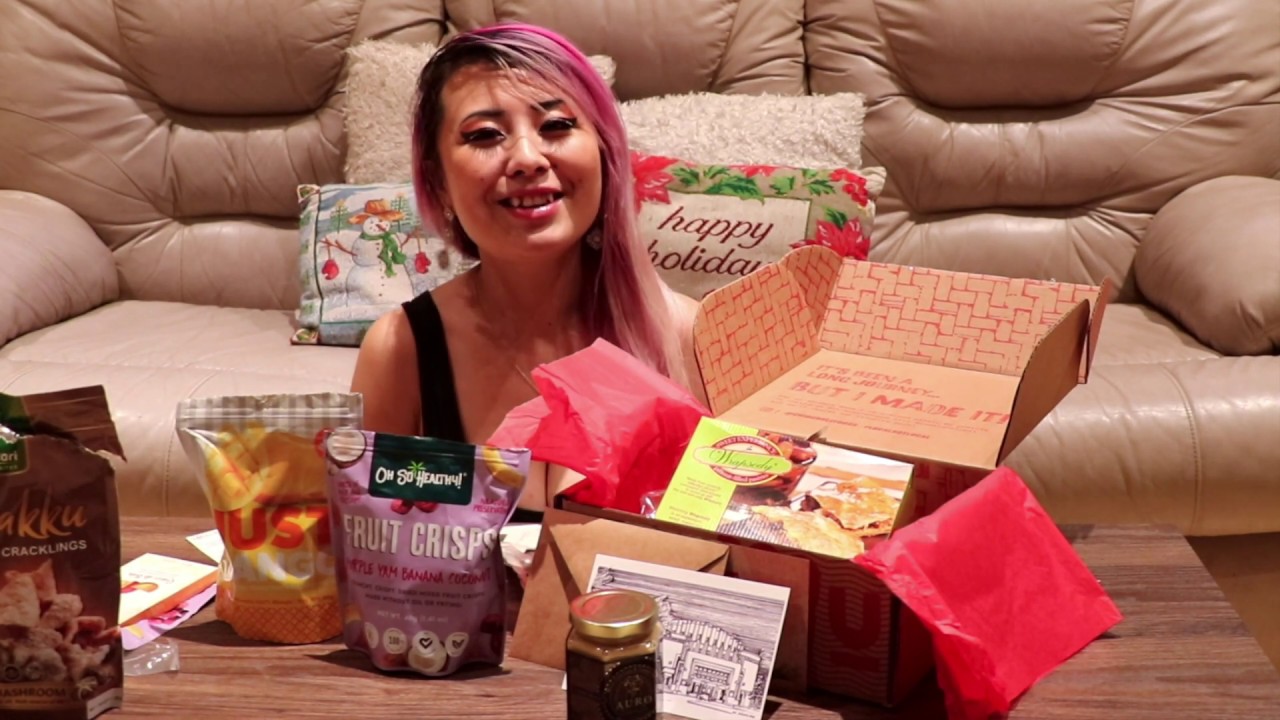 ChiBundle Filipino Snack Box Food Review #RainaisCrazy - YouTube