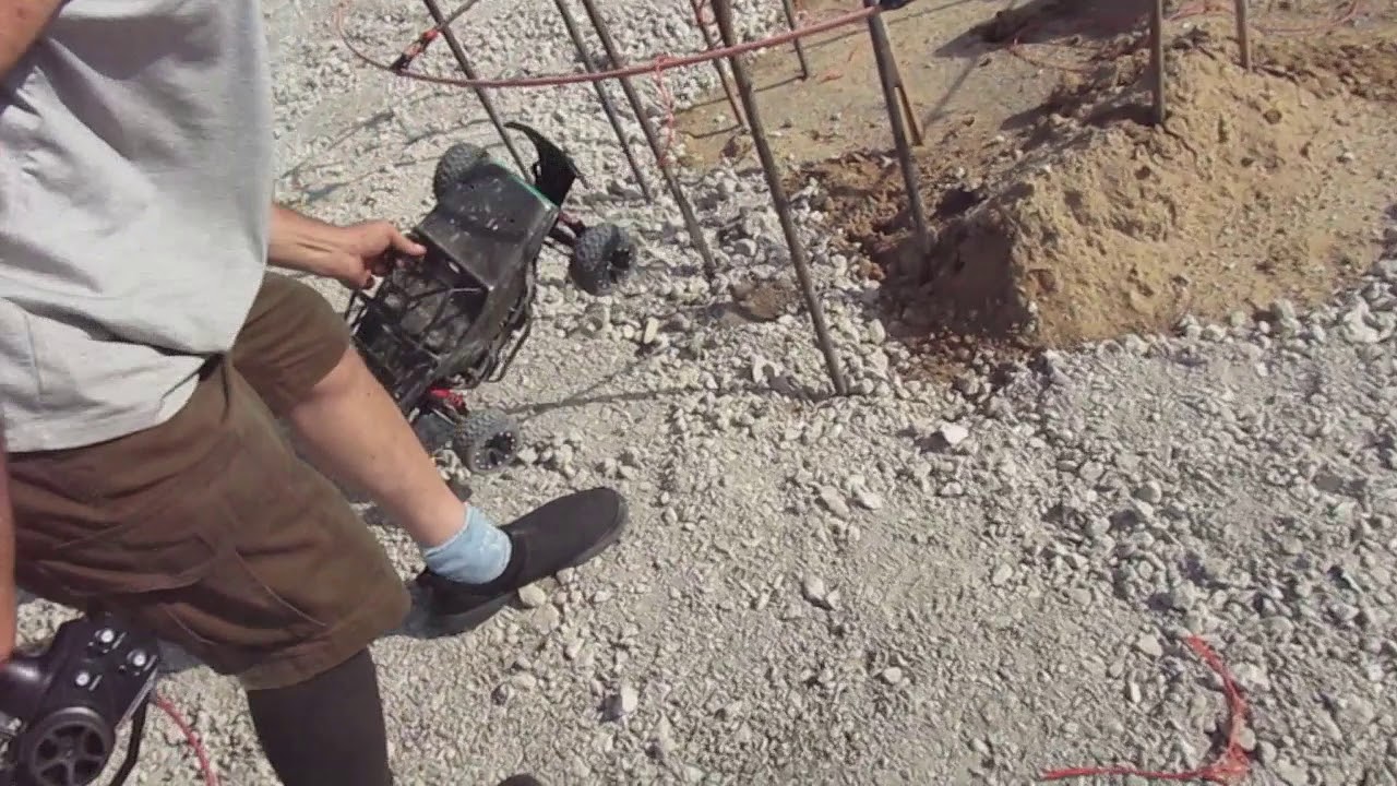 Traxxas Slash VS Re-rod @40mph Re-Rod wins, News at 11 - YouTube