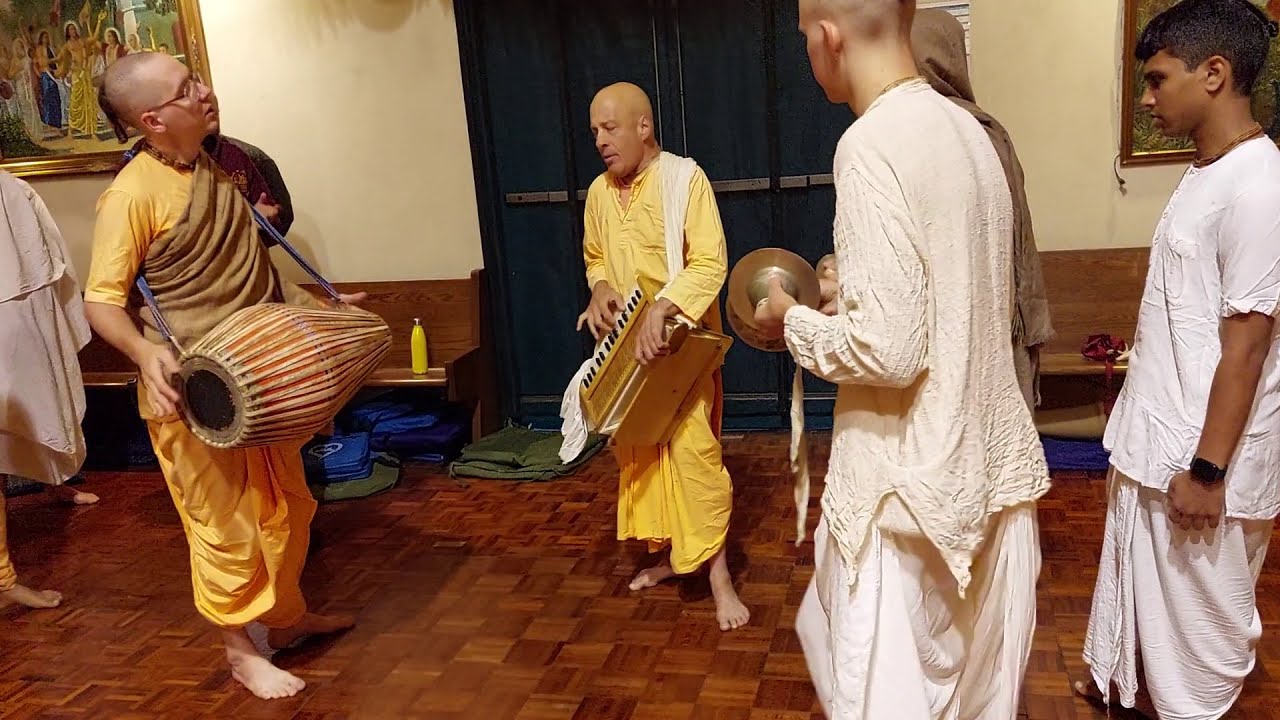 Rama Raya Prabhu Chants Hare Krishna at Tulasi Puja at ISKCON NYC - YouTube