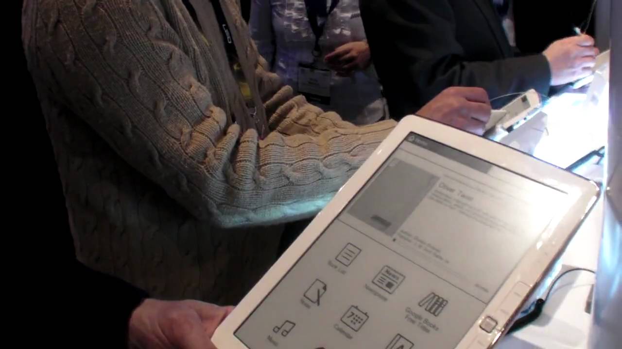 Samsung 9.7" e-ink e-reader - YouTube
