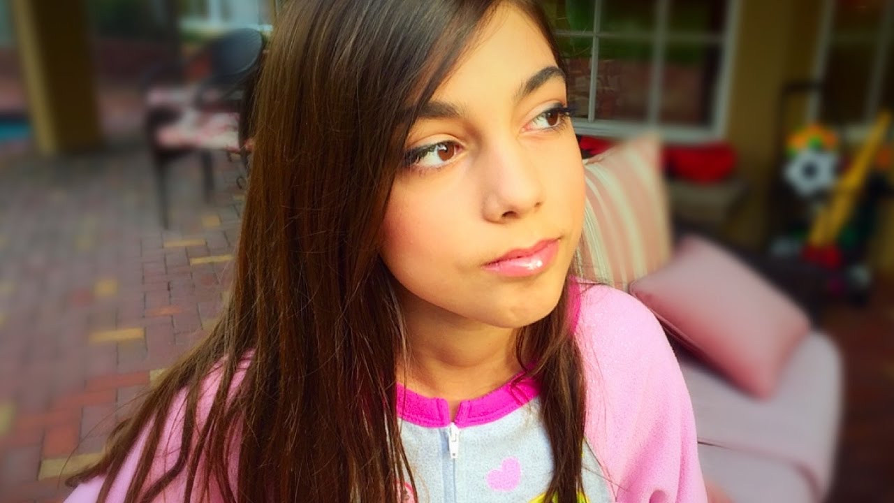 I TRANSFORMED MY DAUGHTER INTO A MINI-ME! Teaching my girl my personal ...
