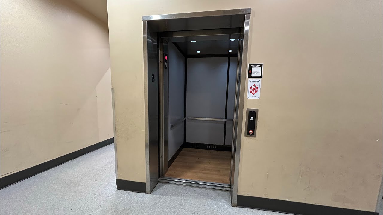 CLOSED! Schindler Hydraulic Elevator @Dick’s Sporting Goods Mall at ...