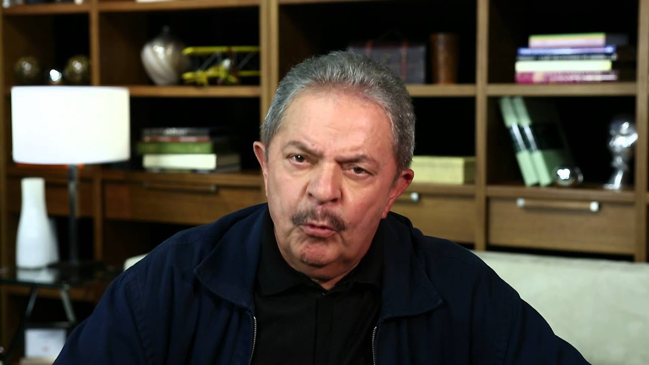 Lula apoia César Alexandre em Paranavaí - YouTube