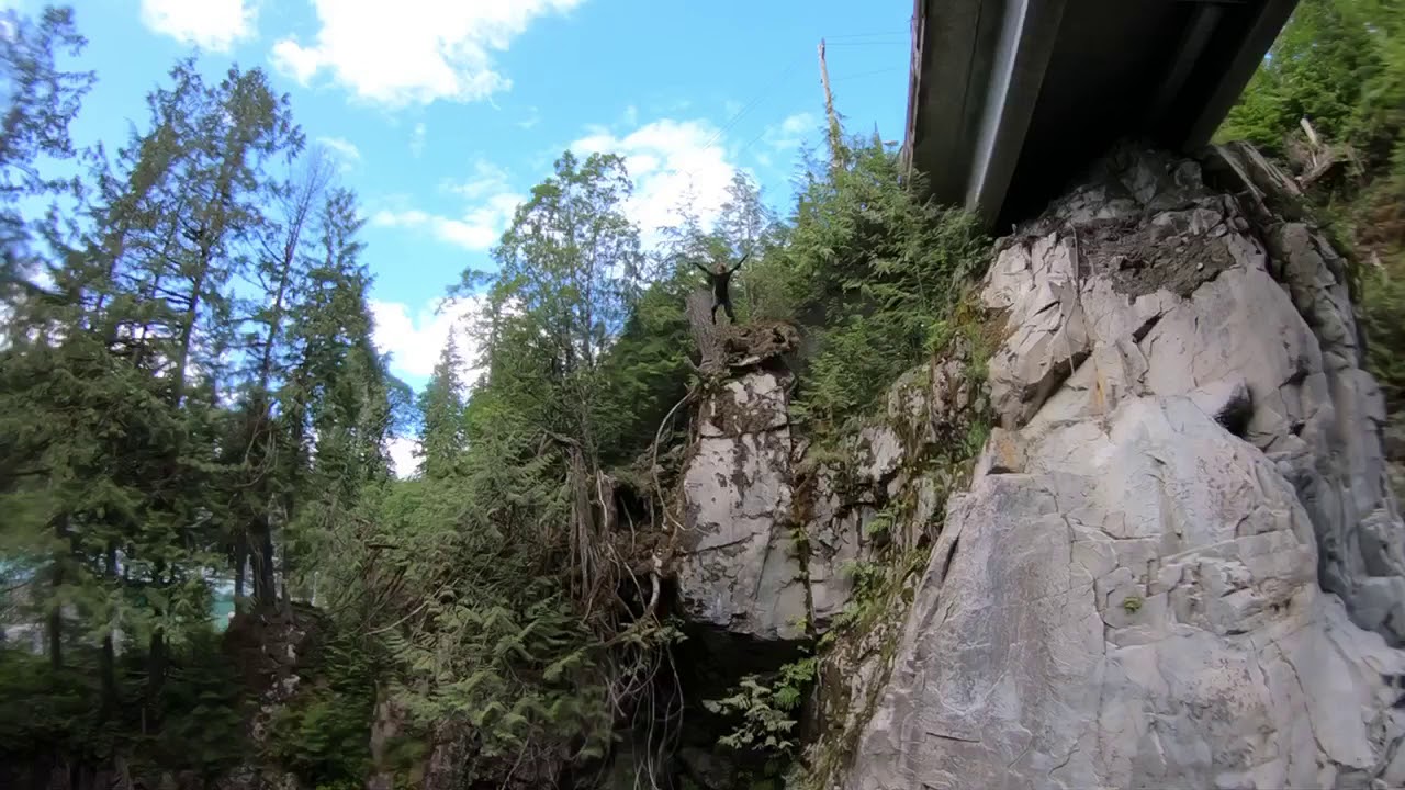 MAMQUAM FALLS 100 FOOT CLIFF JUMP - YouTube