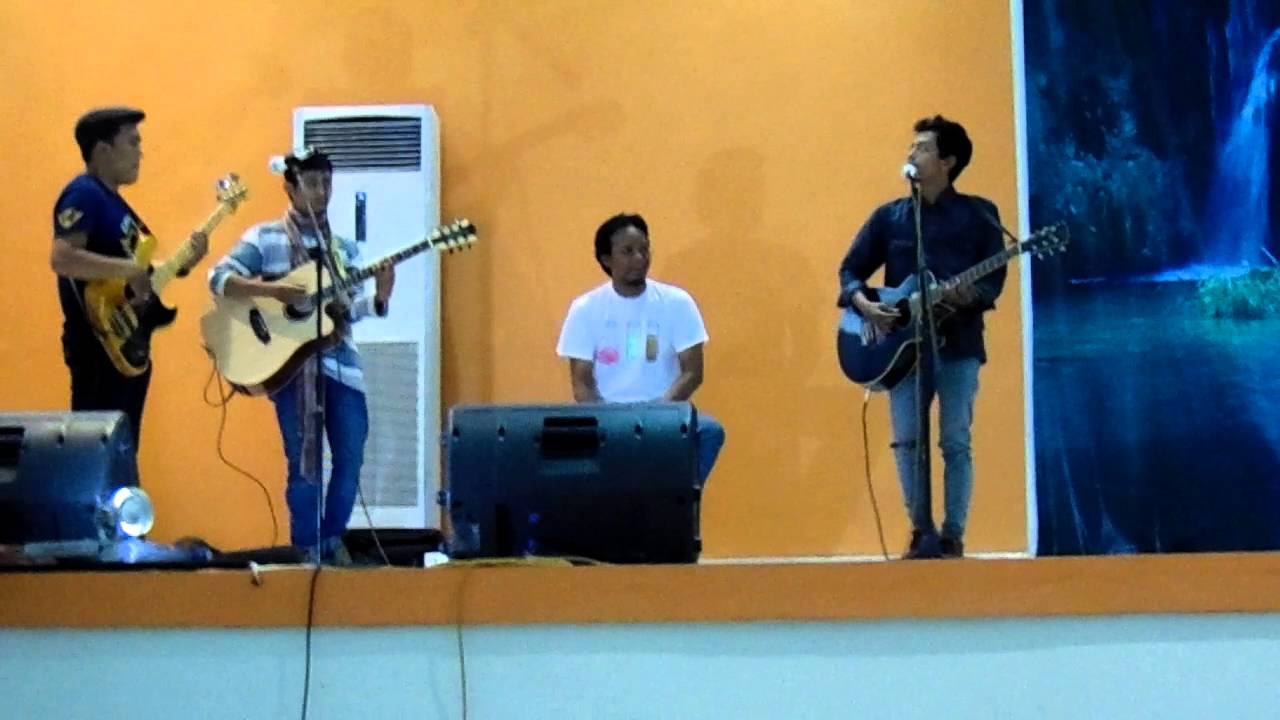 Timiki Jamuran live in Undip Gedung GSG FIB - YouTube