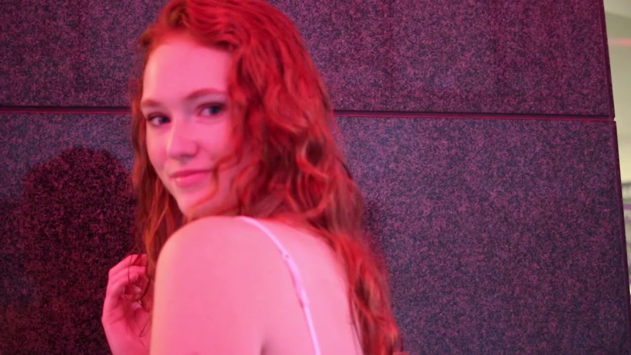 Elise Spicer Lookbook 2017 - YouTube