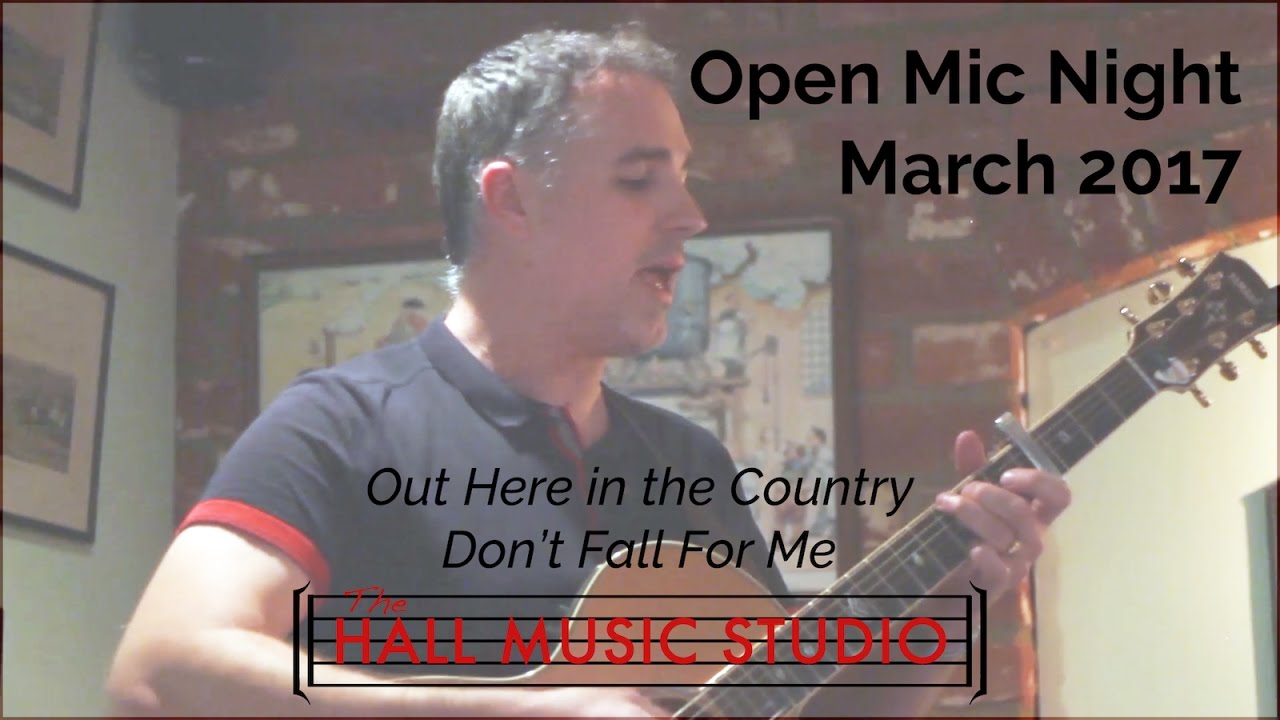 Two Guitar Songs at an Open Mic Night - YouTube