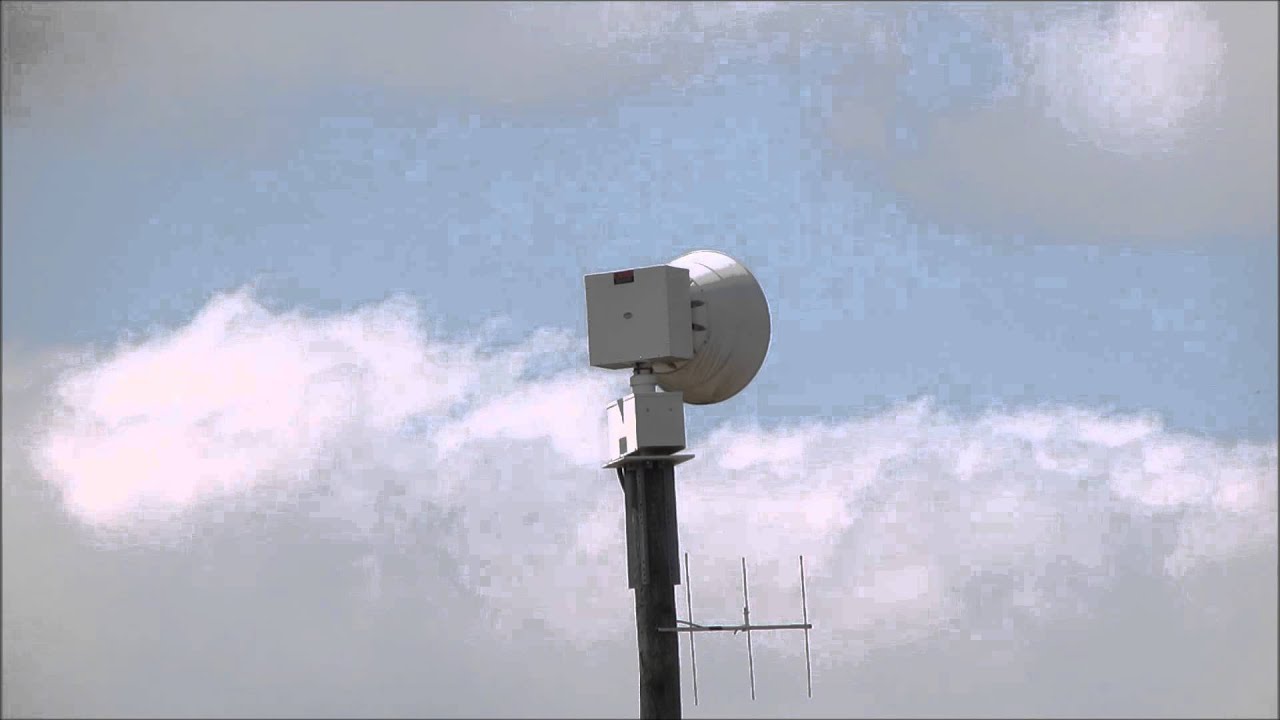Federal Signal 2001-SRN (AC) Siren Test - Smiths Station, AL 3/25/2015 ...