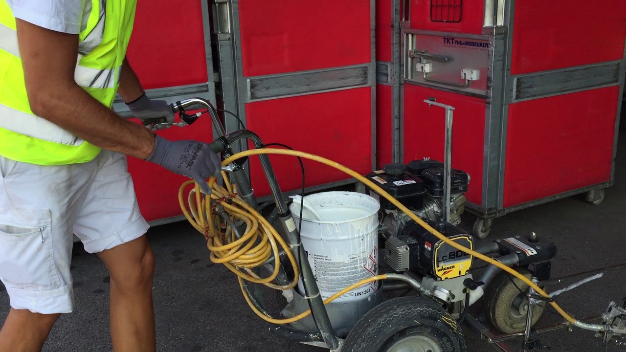 LINE STRIPING WAGNER LC 800 - YouTube