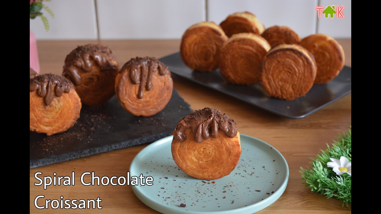 New York Style Spiral Croissant | Chocolate Croissant | Perfect ...