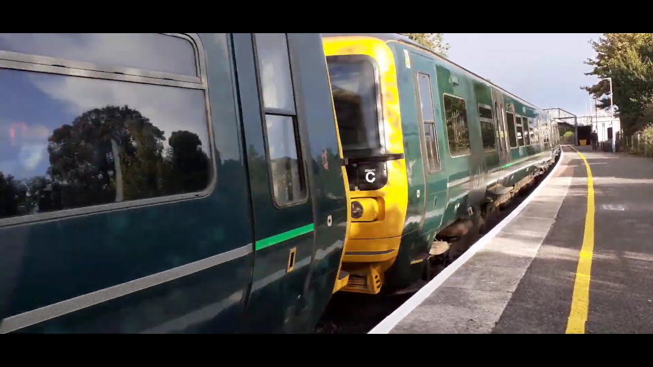 Warminster Railway Station, Wiltshire - YouTube
