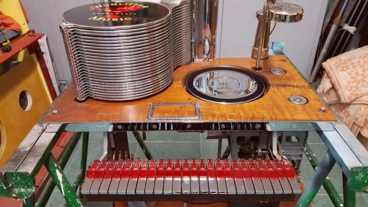 RESTAURACION JUKEBOX WURLITZER 800 - YouTube