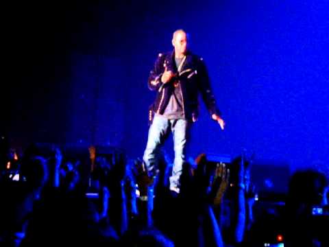 R. Kelly BumpnGrind_Slow dance HMH Amsterdam 19-04- 2011 - YouTube