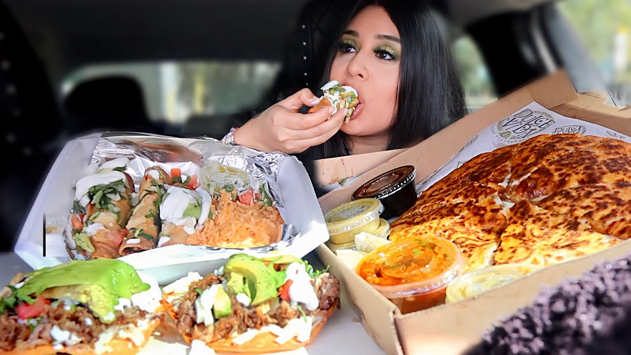 EATING BIRRIA PIZZA, CARNITAS TOSTADAS, CHICKEN FLAUTAS MUKBANG ...