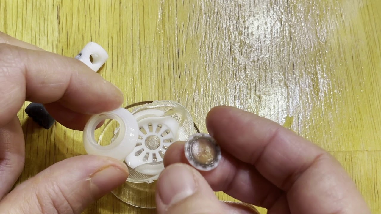 Bioniko Eye Model for practice of cataract surgery - YouTube