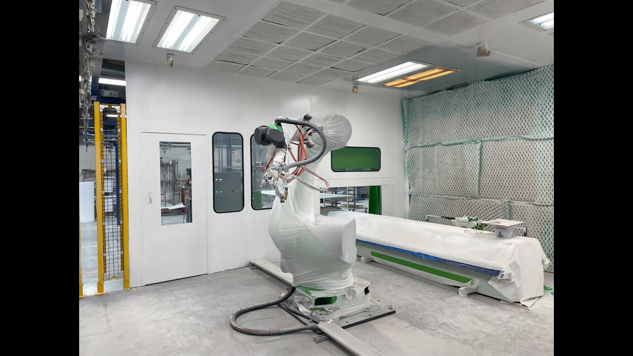 UCD New Finishing Robot SD - YouTube