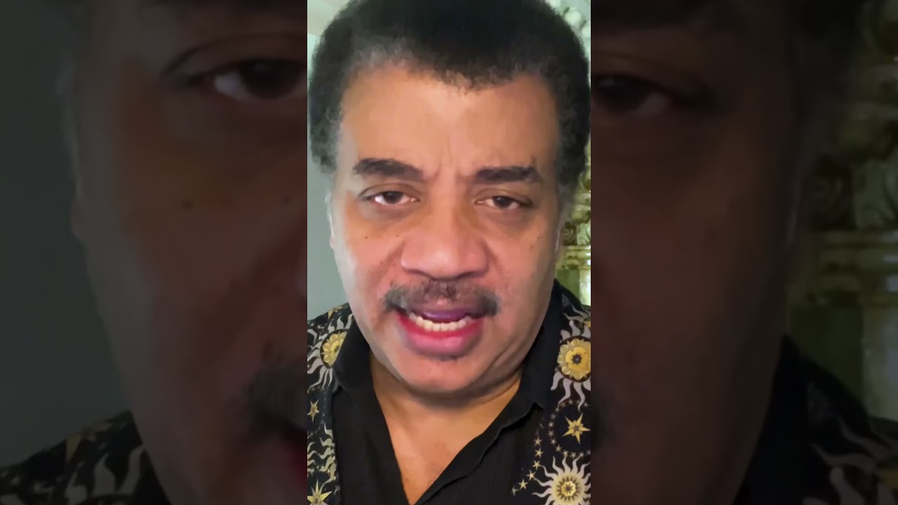 Nerd Alert: Neil deGrasse Tyson Explains the Lunar Eclipse - YouTube