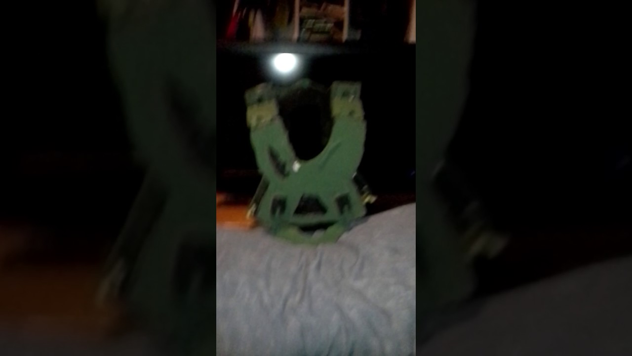Master chief chest plate - YouTube