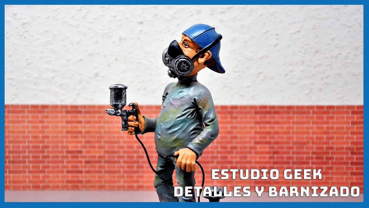 Estudio Geek - Detalles y Barnizado - YouTube