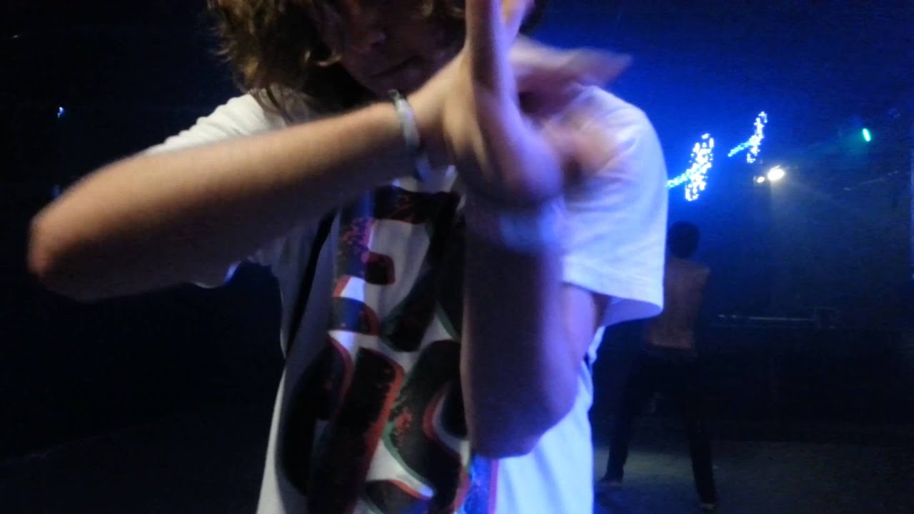 [db] sporadic light show- unplugged! - YouTube