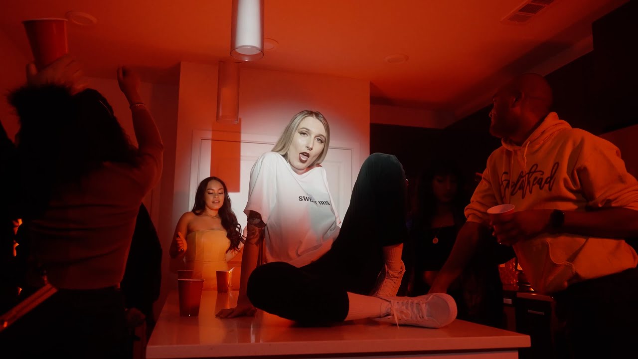 Brooklyn Michelle - The Girl Not to Worry About - YouTube