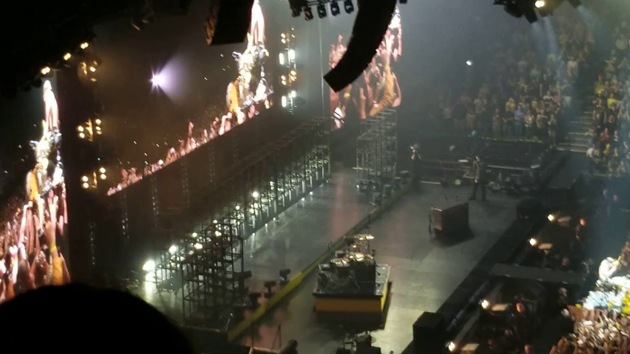 Drum Solo Josh Dun-Bandito-Tour-GrandRapidsMichigan2019 - YouTube