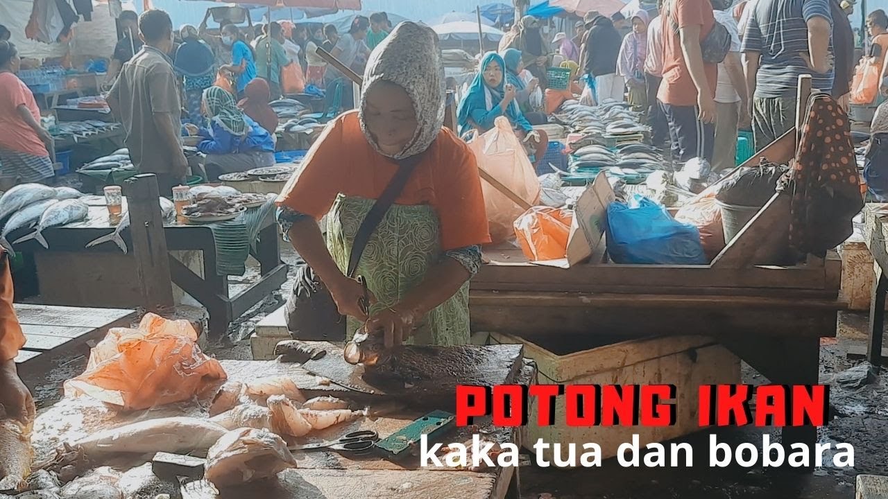 KECEPATAN POTONG IKAN GAROPA, IKAN SILAPA MERAH OLEH IBU YULIANTI - YouTube