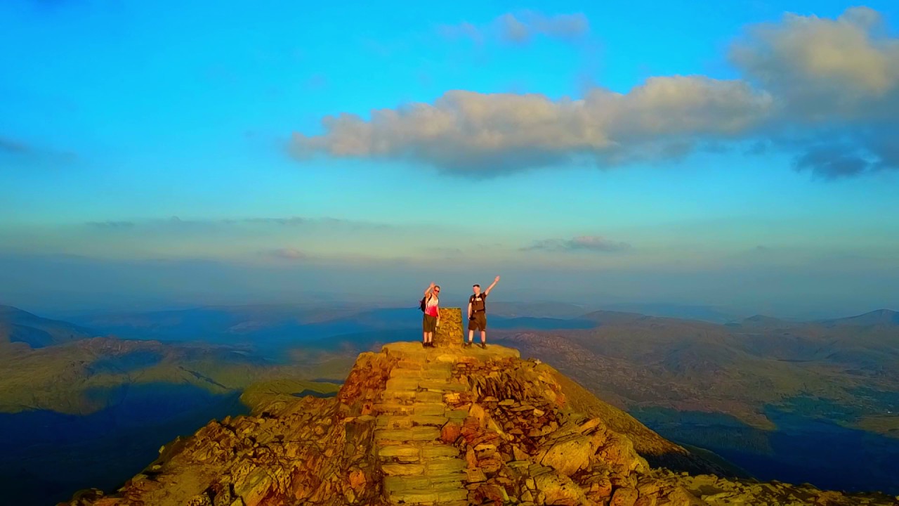 Snowdon Summit (360 Degree) - YouTube