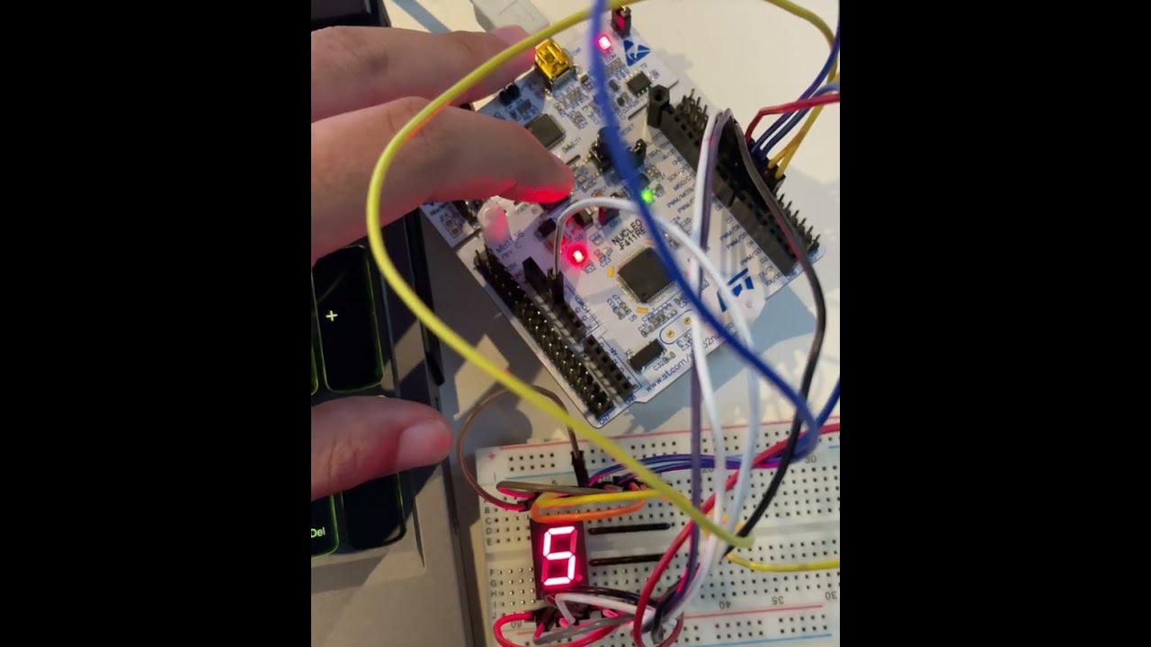 [EC] LAB: GPIO Digital InOut 7-segment - YouTube