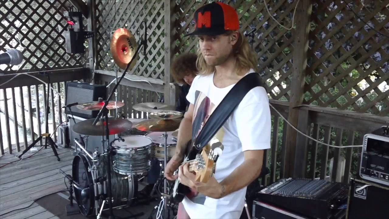 Roster McCabe - Virtual Insanity (Jamiroquai cover) 7.20.2013 - YouTube