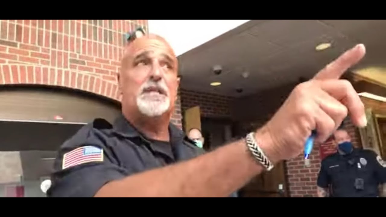 First amendment audit of Danbury town hall - YouTube