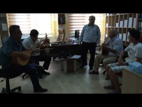 Mustafa Hoca dan Etek Sarı  sen etek ten sarısan.  İyi seyirler Arkadaşlar.