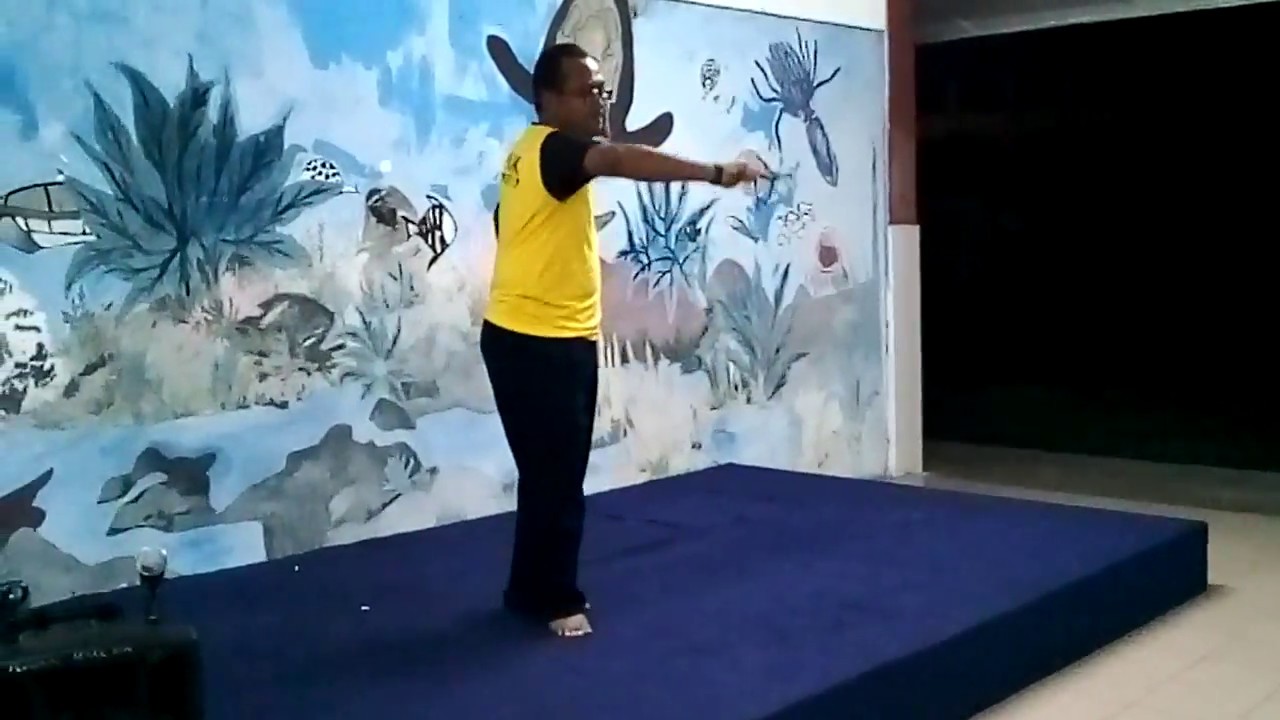 Tarian Dabus Perak Daerah Manjung - YouTube